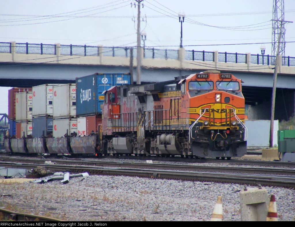 BNSF 4782